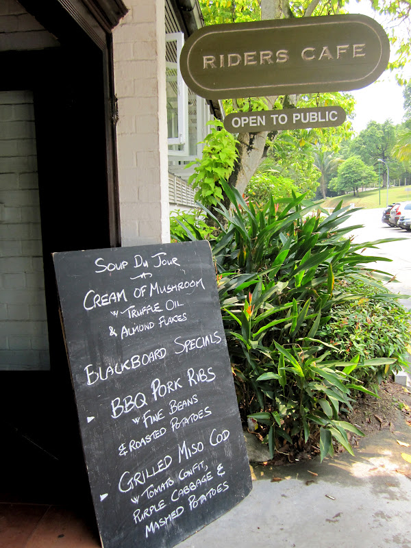 Riders Cafe ~ rolling writes