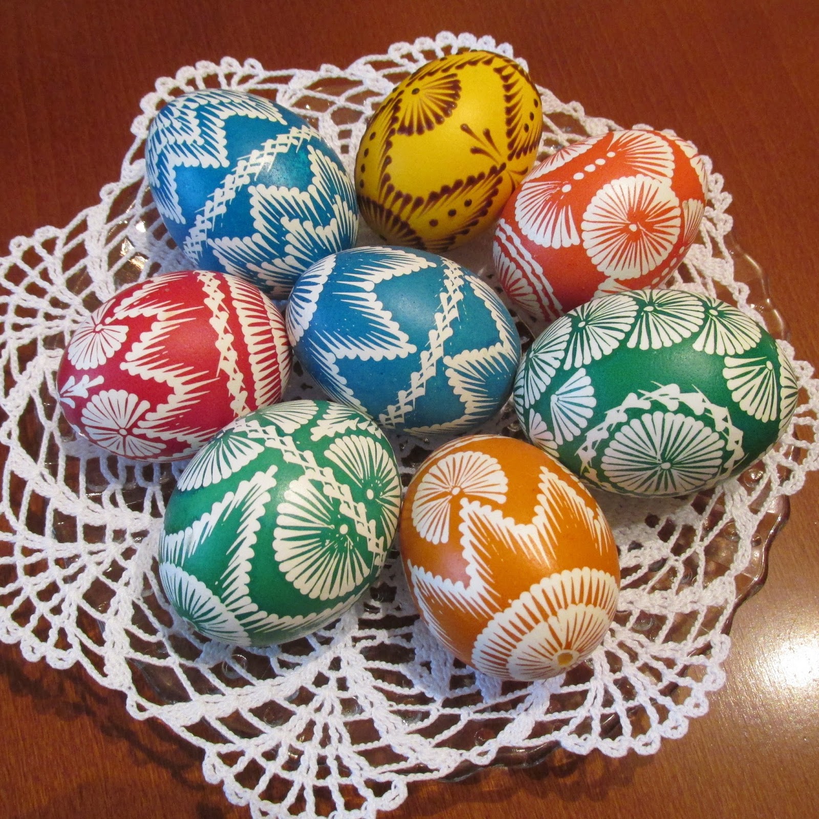 Chwile Wytchnienia: BATIKOWE PISANKI........................