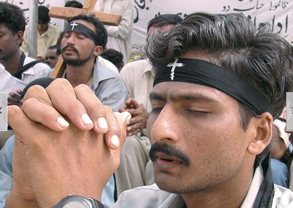 Christians in Karachi, Pakistan (Reuters)