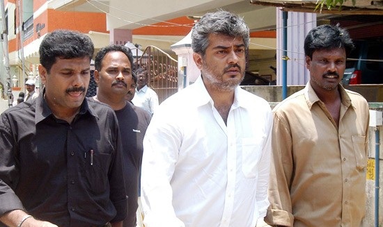 Photo Galleri: Singer KS Chitra’s Daughter Death Funeral Stills