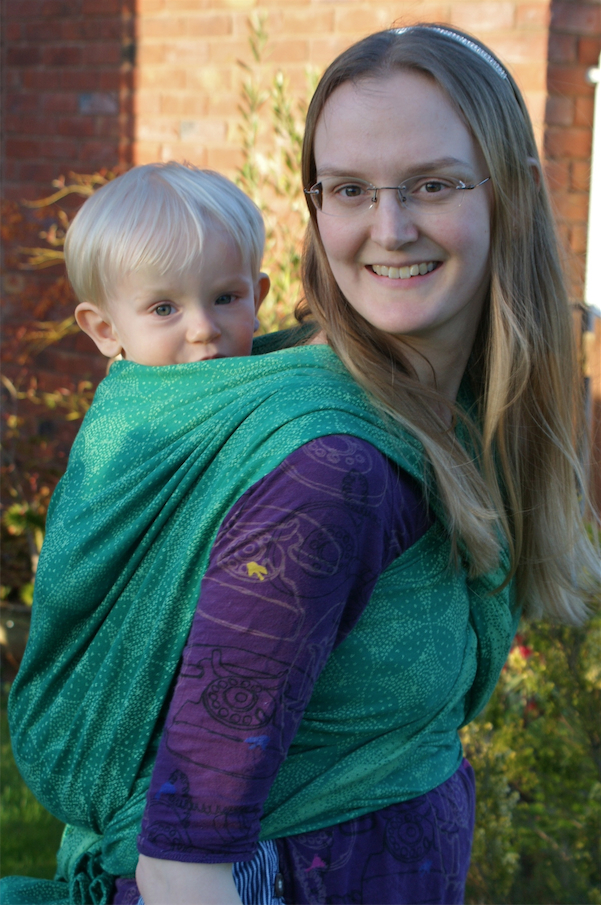 Slinging Joey: Comparison and Review: Oscha Starry Night wraps