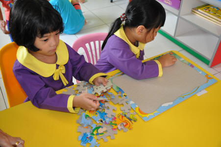 Pertandingan Jigsaw Puzzle - Hari Kanak-kanak ~ Tadika Ilham Sarjana ...