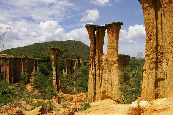 THE WORLD GEOGRAPHY: 10 Incredible Rock Pillar Landscapes