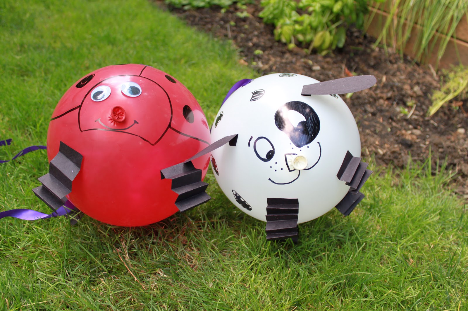 Green Owl Art: DIY Walking Ballon Pet