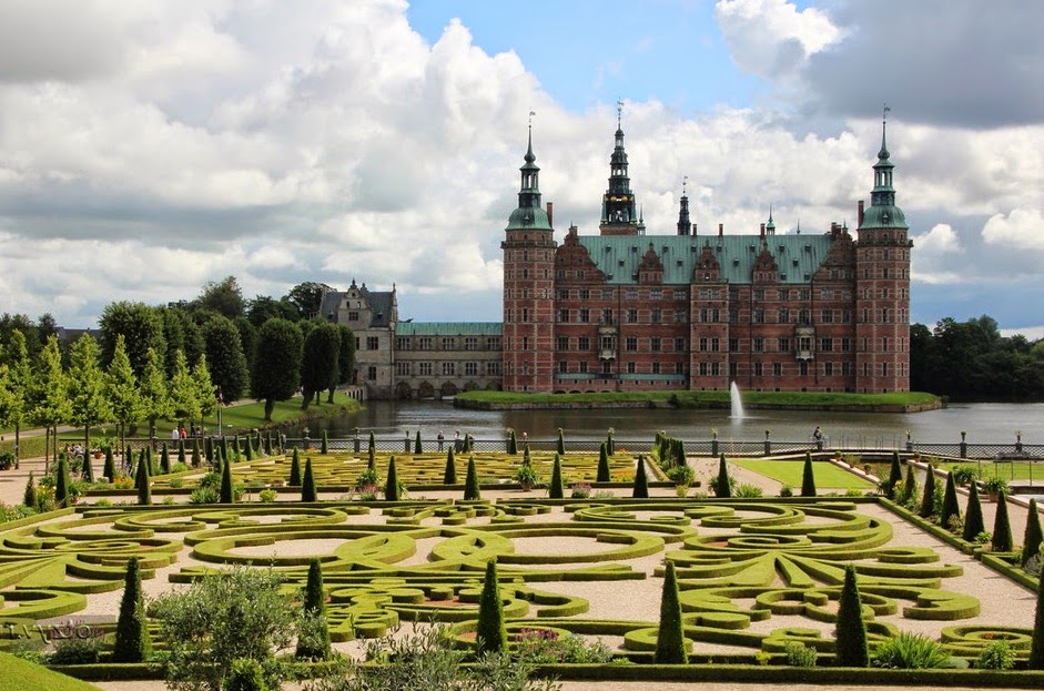 Castle in Hillerod ~ Nature Conservancy
