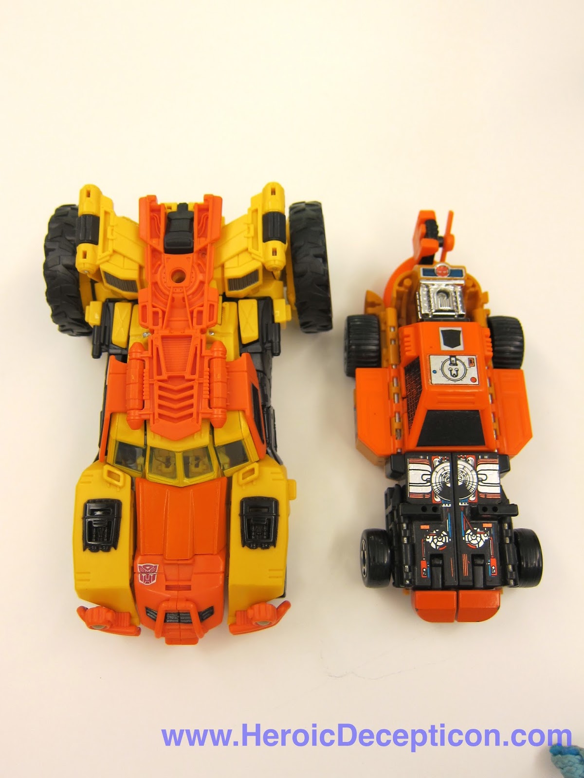 Heroic Decepticon: Hasbro Transformers Generations Wave 2 Triple ...