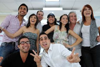 Teatro Blog PR: Sunshine Remix y Risas en Combo