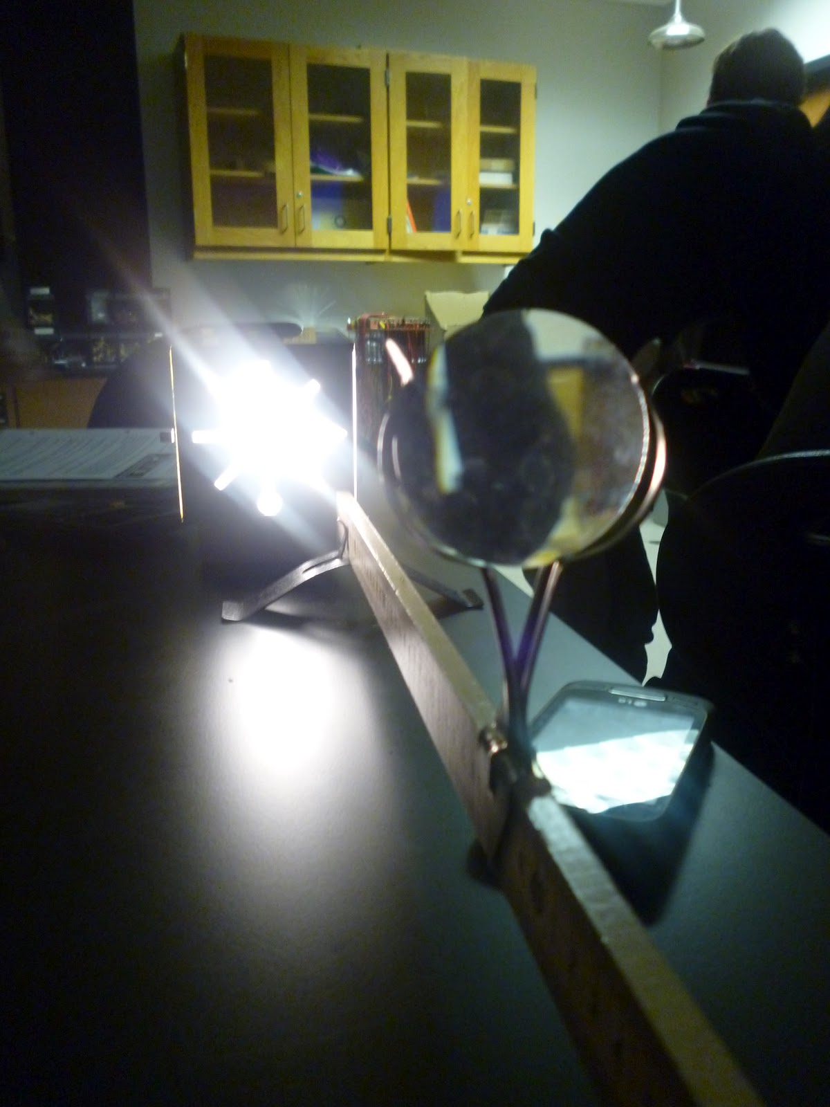 Physics 4C fmlin: Experiment 10 : Lenses