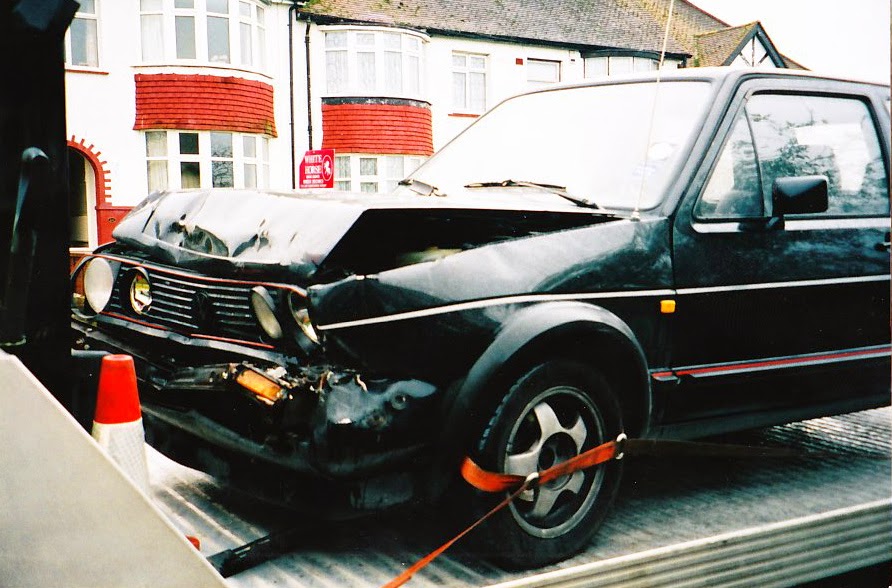 Life with a 1989 VW Golf Mk2 GTI 16V: VW Golf Serious Crash - Safety in ...