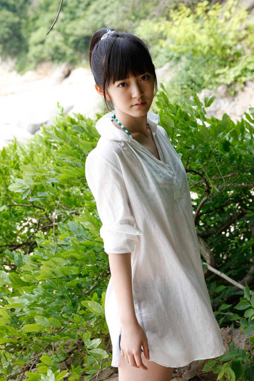 Suzuki Airi in green bikini | Bukan Bokep Hot