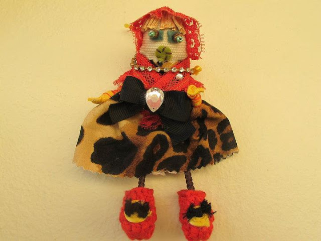 Punto Puppets: Strange Dolls