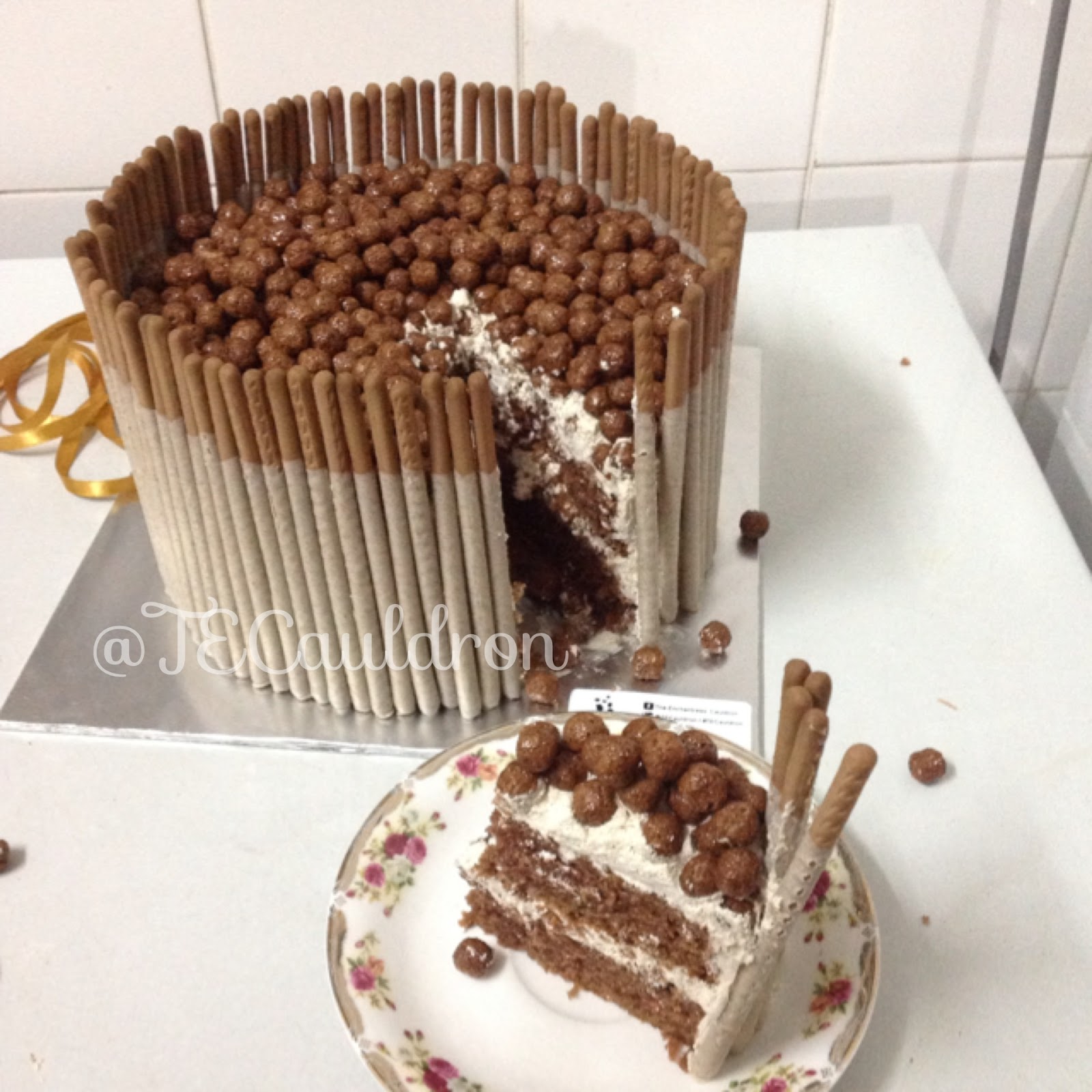 The Enchantress' Cauldron: Pocky Cake - Cappuccino