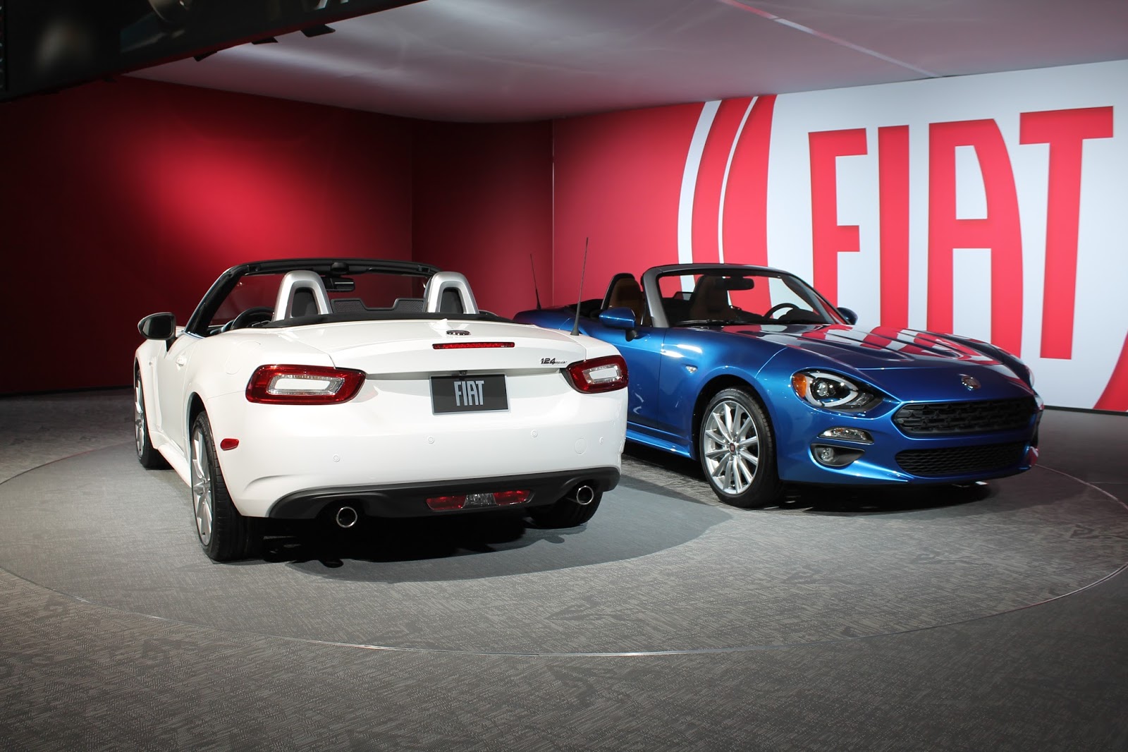 Carson's Car Pics: Fiat 124 Spider Vs. Mazda MX-5 Miata