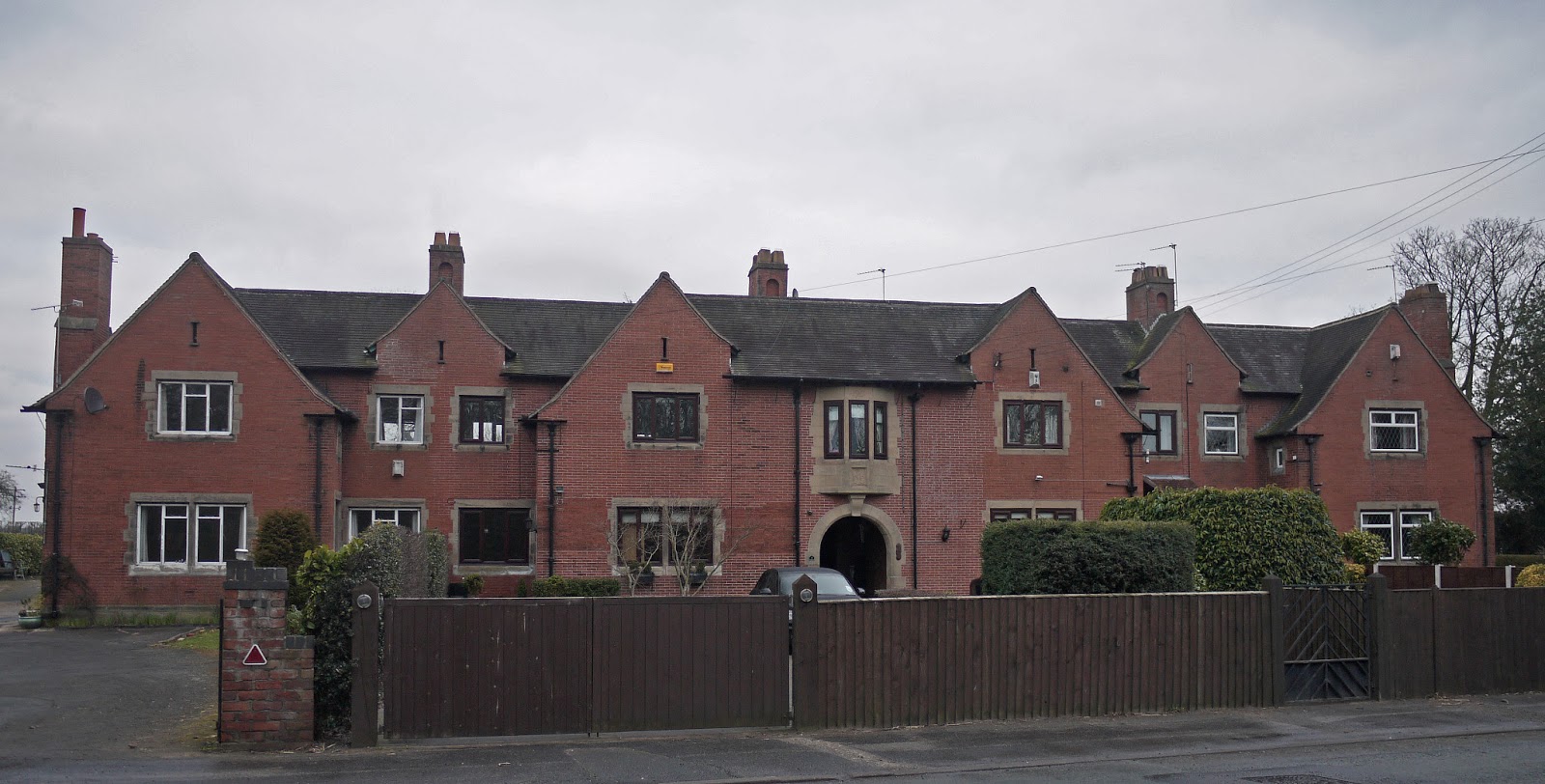 Walking in the country: Brereton Heath to Cranage Hall