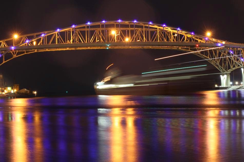 Michigan Exposures: The Arthur M. Anderson Passes Under the Blue Water ...