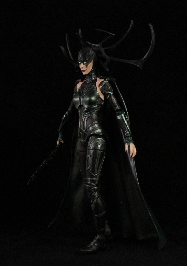 She's Fantastic: Thor Ragnarok Marvel Legends - HELA!