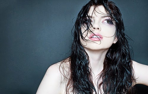 Calvin's Canadian Cave of Coolness: Model Behavior - Sarah Hunter