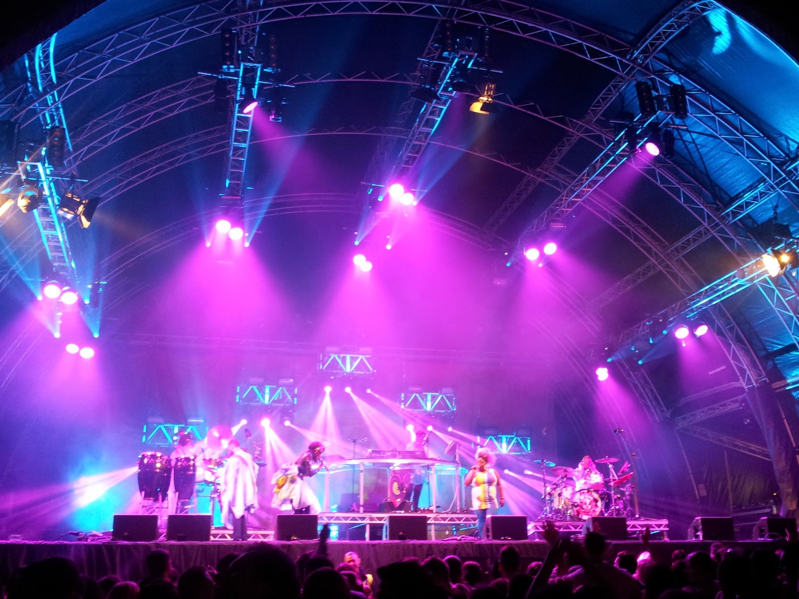 Outfit Post: What I Wore to Belsonic Music Festival: Basement Jaxx!