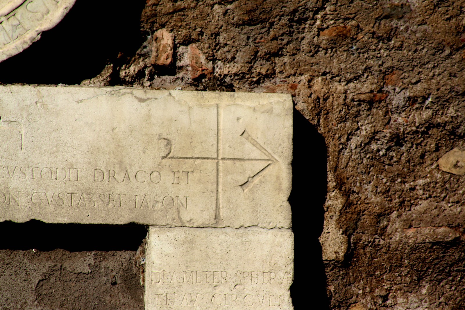 Roma: Porta Alchemica, The Magic Door