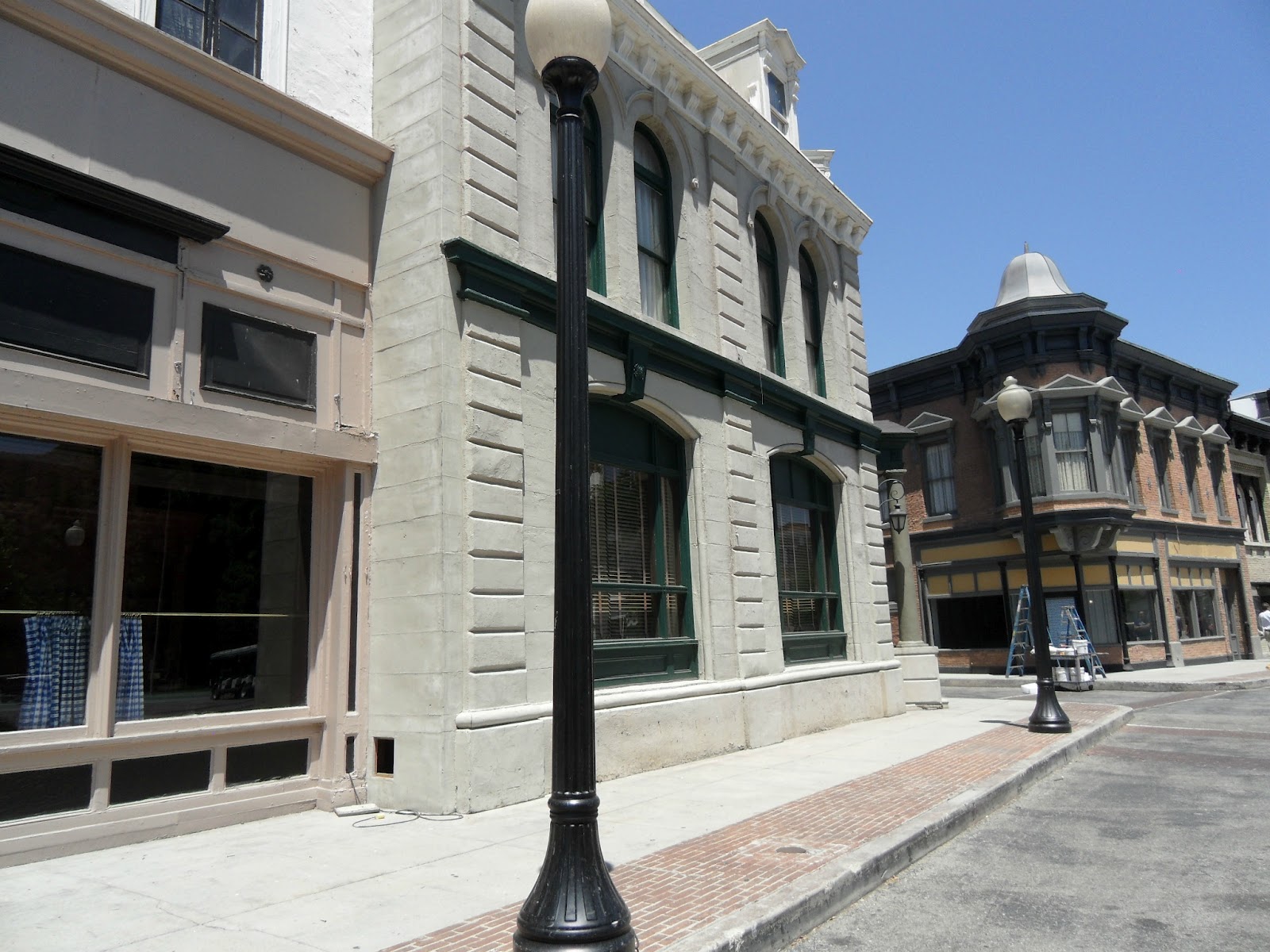 Dukes of Hazzard Collector: Tour of Hazzard County at Warner Bros. Studios
