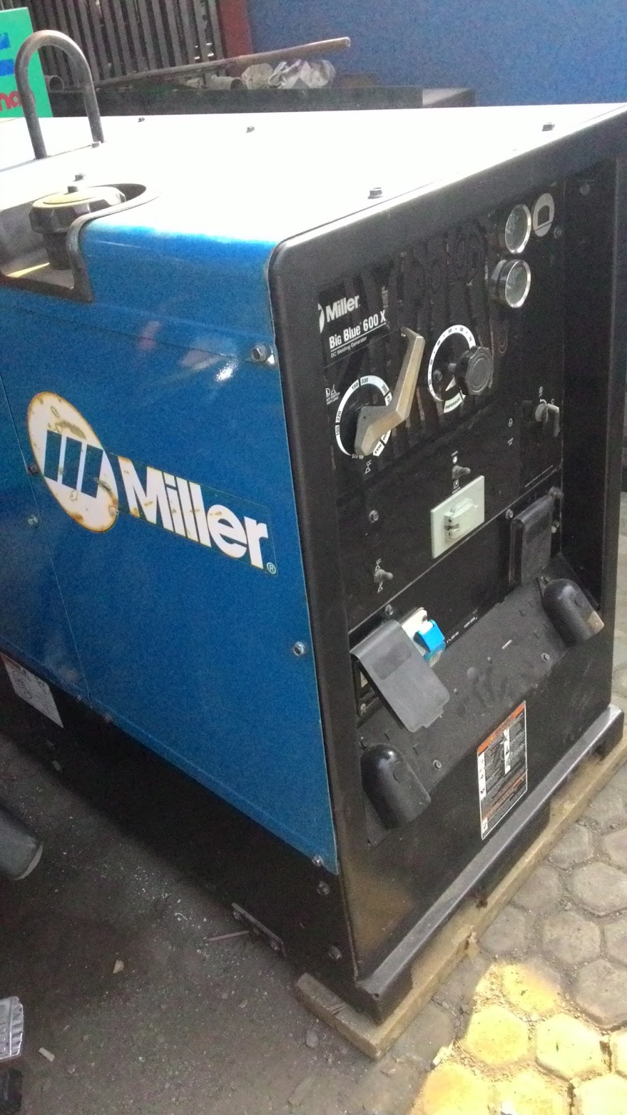 Sewa mesin las welding engine 600 ampere engine miller bigblue 600 dx ...