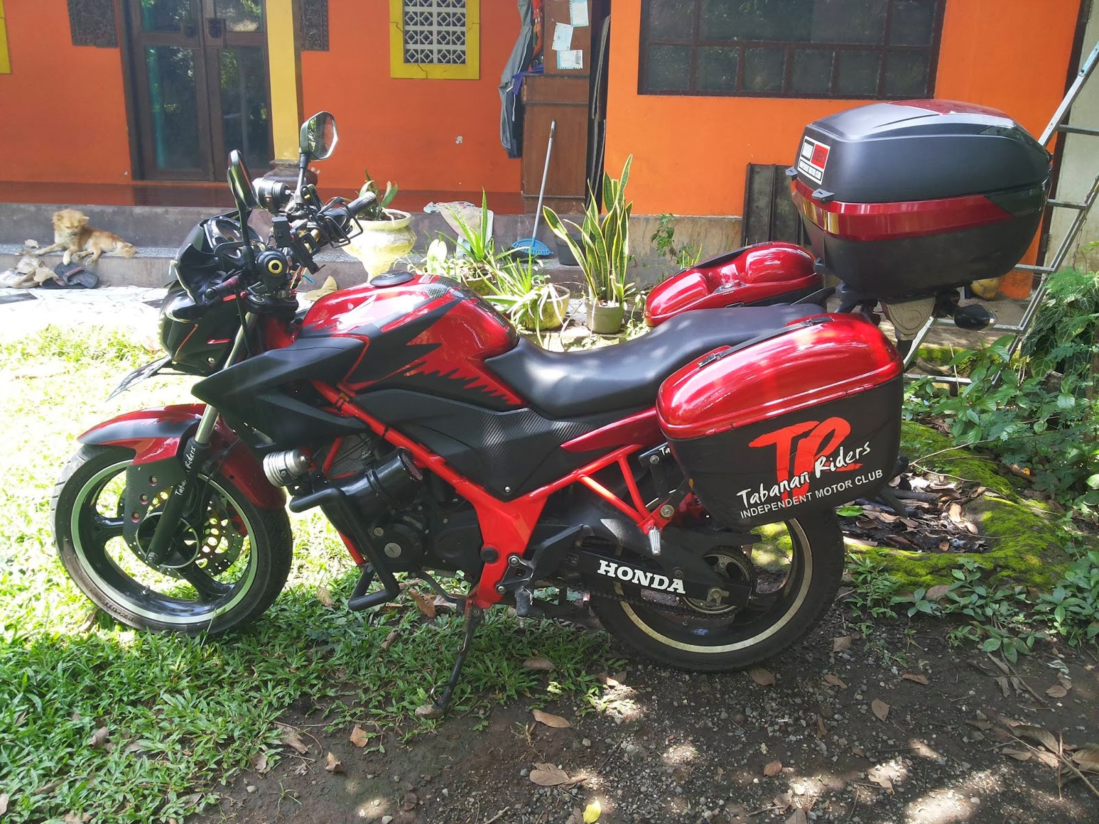 Foto Modifikasi Motor Cb150r Jadi Moge | Modifikasi Motor Beat Terbaru
