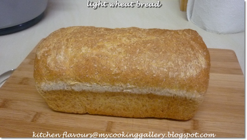 kitchen flavours: Light Wheat Bread
