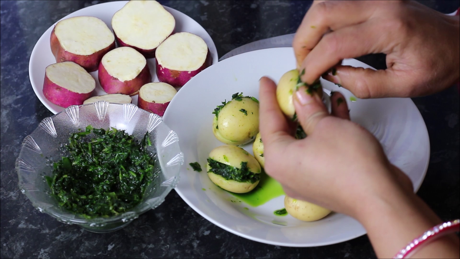 Dipa's Kitchen: How to make Umbadiyu in pressure cooker | सूरती उन्धियु ...