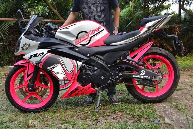 Modifikasi Motor Sport Yamaha R15 150cc Keren Terbaru - Otomotiva