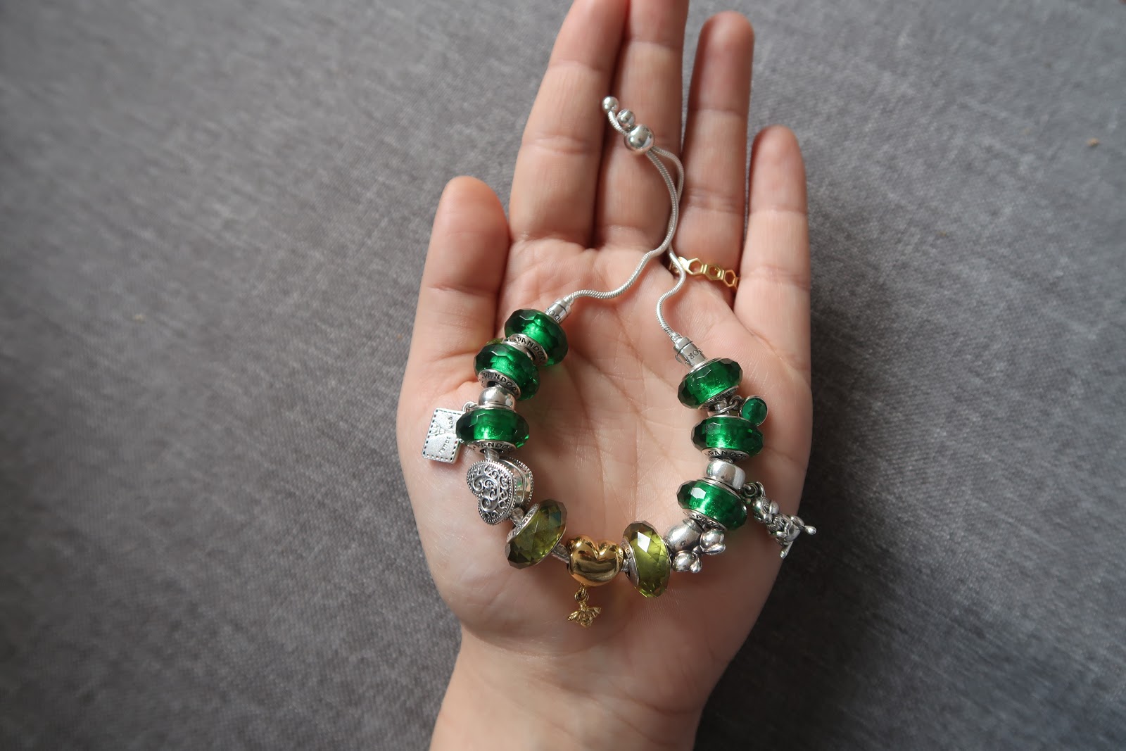 Pandora Shine review : Heart and Bee charm & Pandora honeybee ring - Be ...