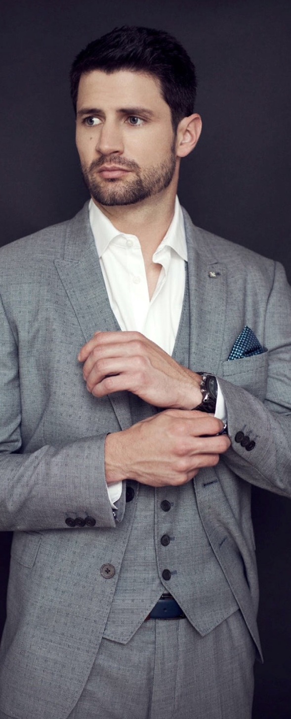 VJBrendan.com: 'Bello' Cover Boy: James Lafferty