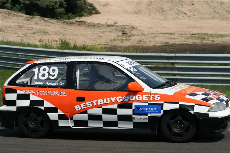 New Car Design: suzuki race car