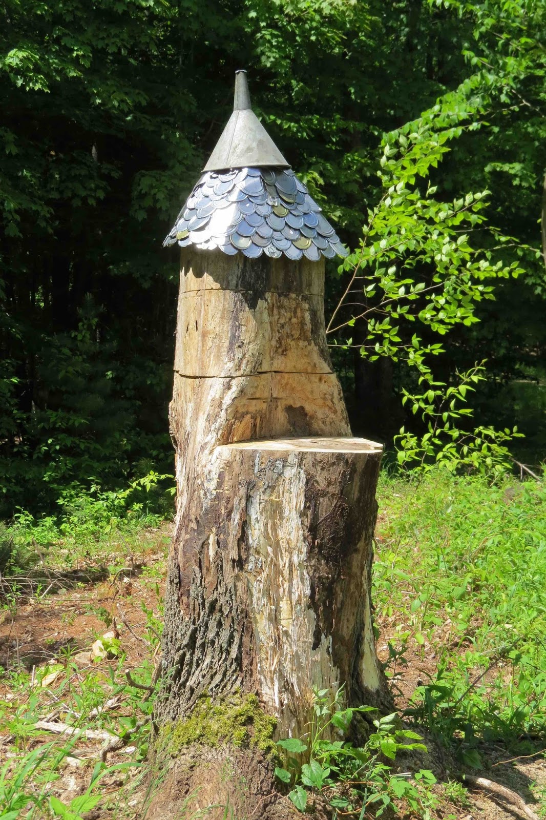 Beech House: Making a log bee hive