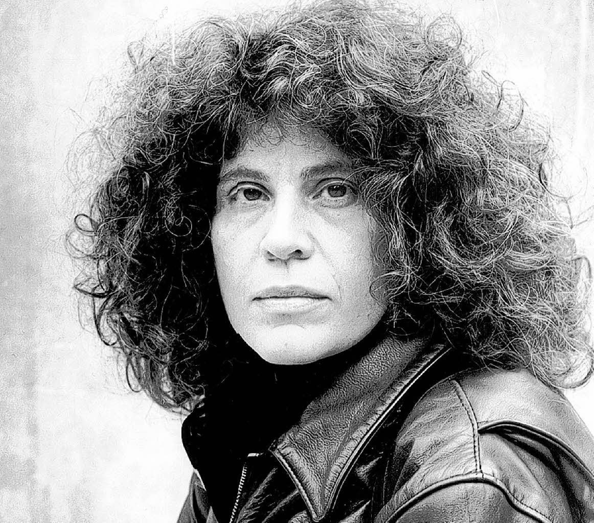 EG : Anne Michaels, Profundidad de campo