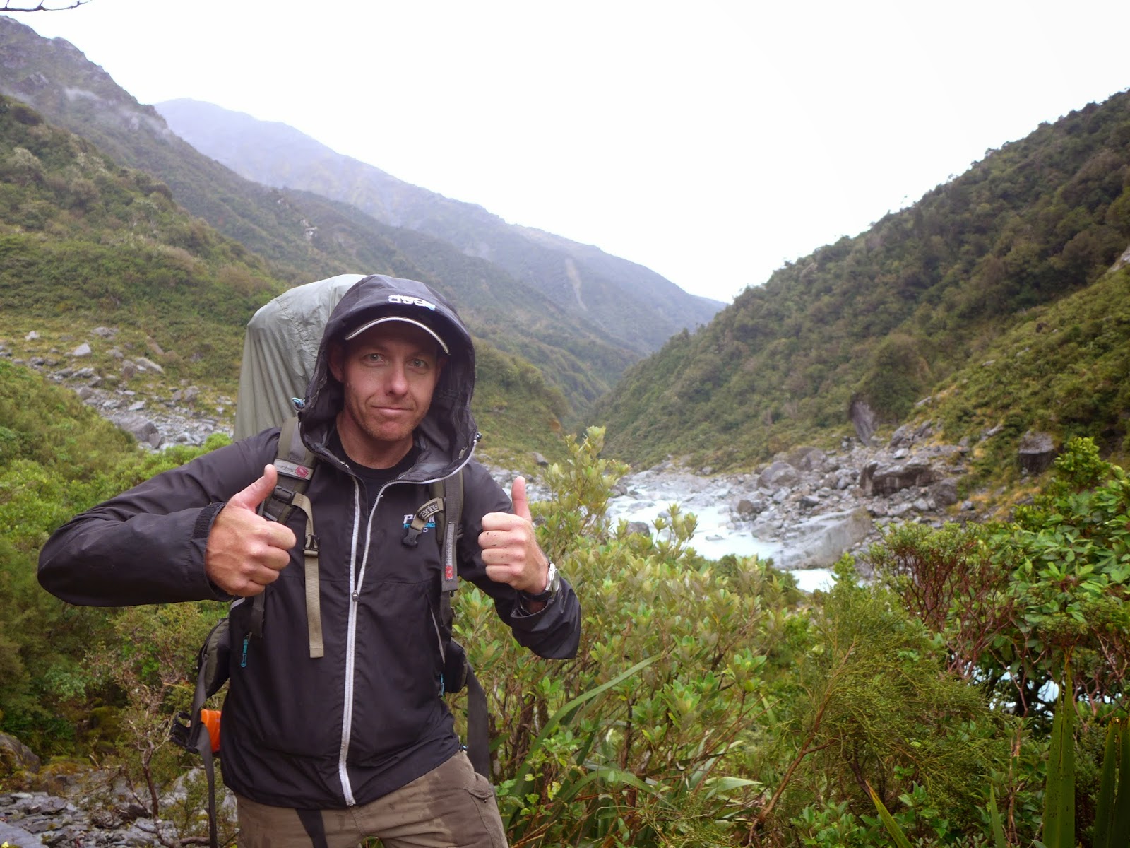Wazza's Wanderers : Whymper Hut, Whataroa Valley.