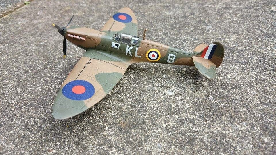 FalkeEins - a modelling blog: Dunkirk Spitfires- Al Deere's 'Kiwi ...