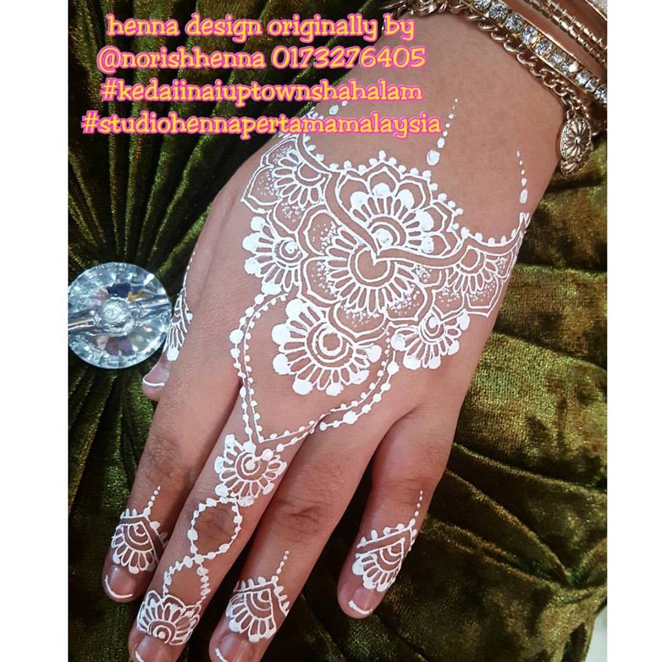PERKHIDMATAN UKIRAN INAI PENGANTIN: WHITE HENNA UNTUK MAJLIS NIKAH 2016