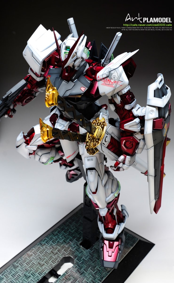 GUNDAM GUY: PG 1/60 Astray Red Frame - Painted Build