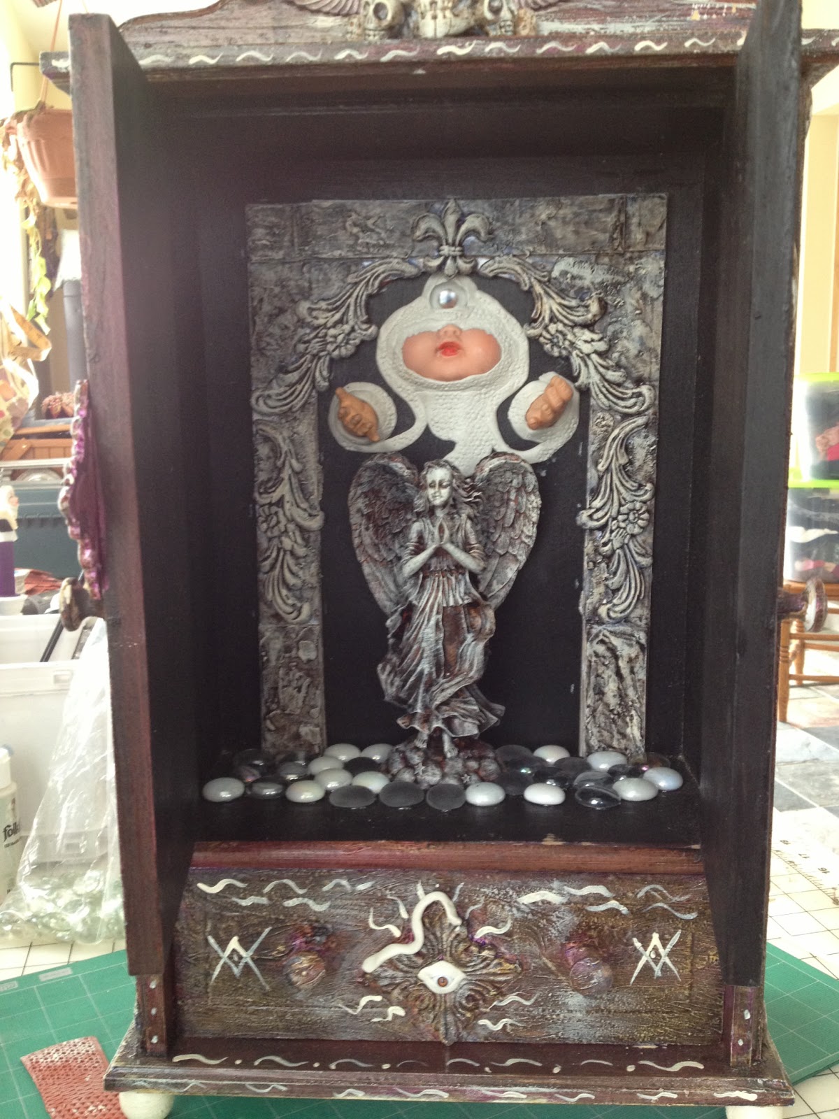Mambo Vye Zo's Blog on Magic, Vodou and Esotericism: The Ghede Shrine ...