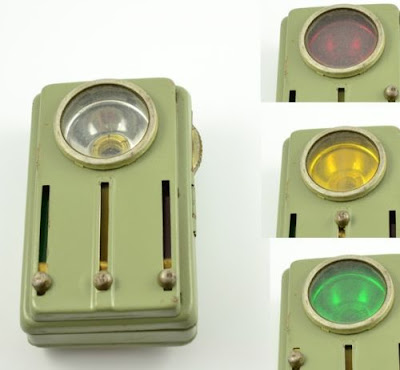 Webbingbabel: Bulgarian Army Signal Flashlight 1970s