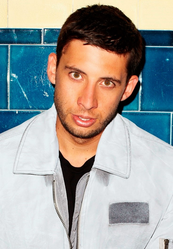 El Lavadero de las Muñecas: EL CANTANTE EXAMPLE LANZA NUEVO VIDEO MUSICAL