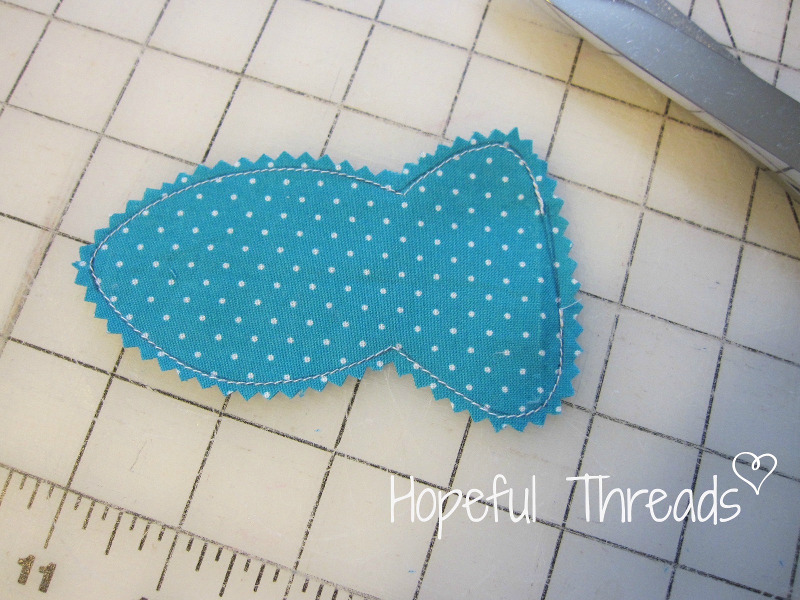 Hopeful Threads: Easy Catnip Toys Tutorial with Template