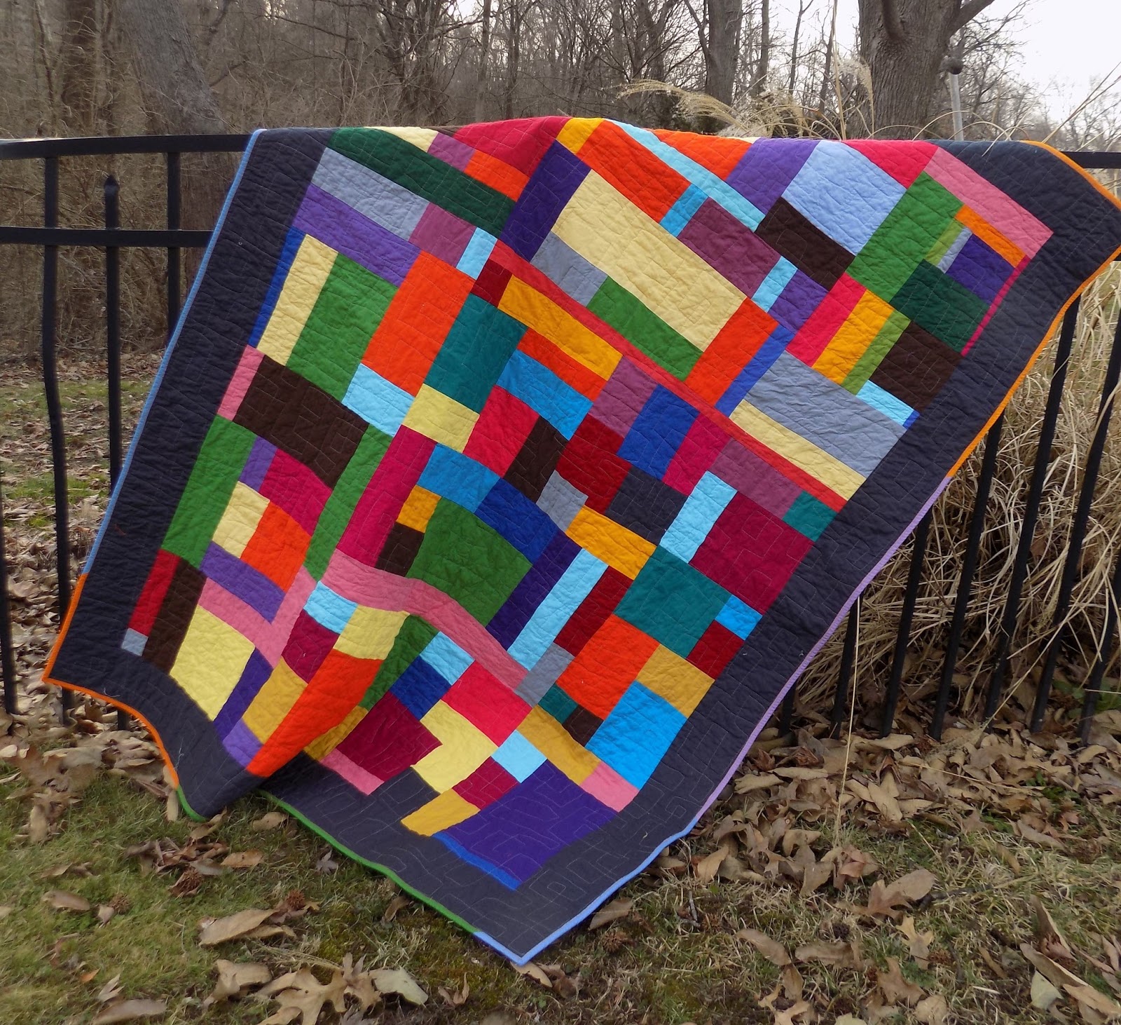 Sewn by Leila Gardunia: Got Solids? A Solid Improv. Quilt Finish