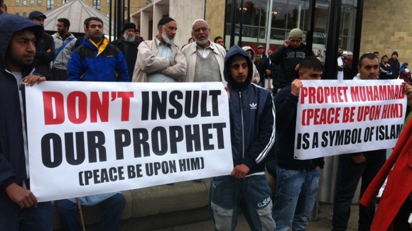 Musings of a Durotrigan: Video of Bradford Muslim Protest