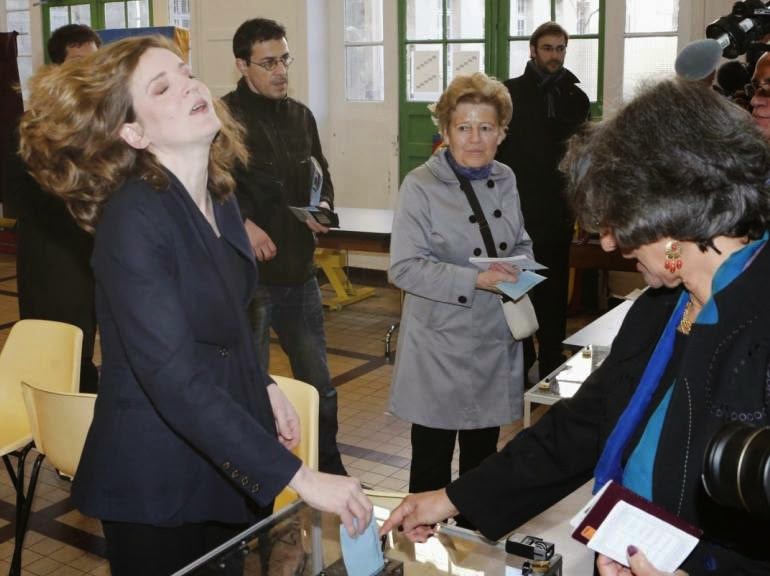 QUESTIONS : NKM vote... Un nouveau moment de grâce...