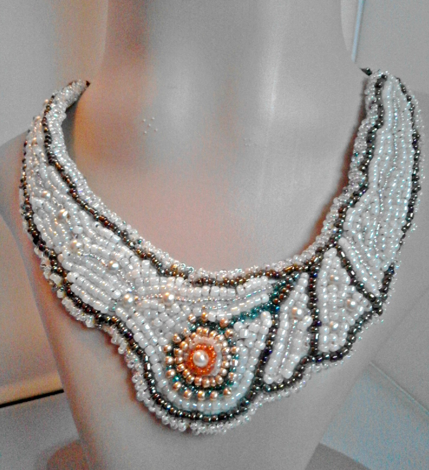 Gabriela Petrache Handmade.Bijuterii si povesti: Set colier si cercei ...