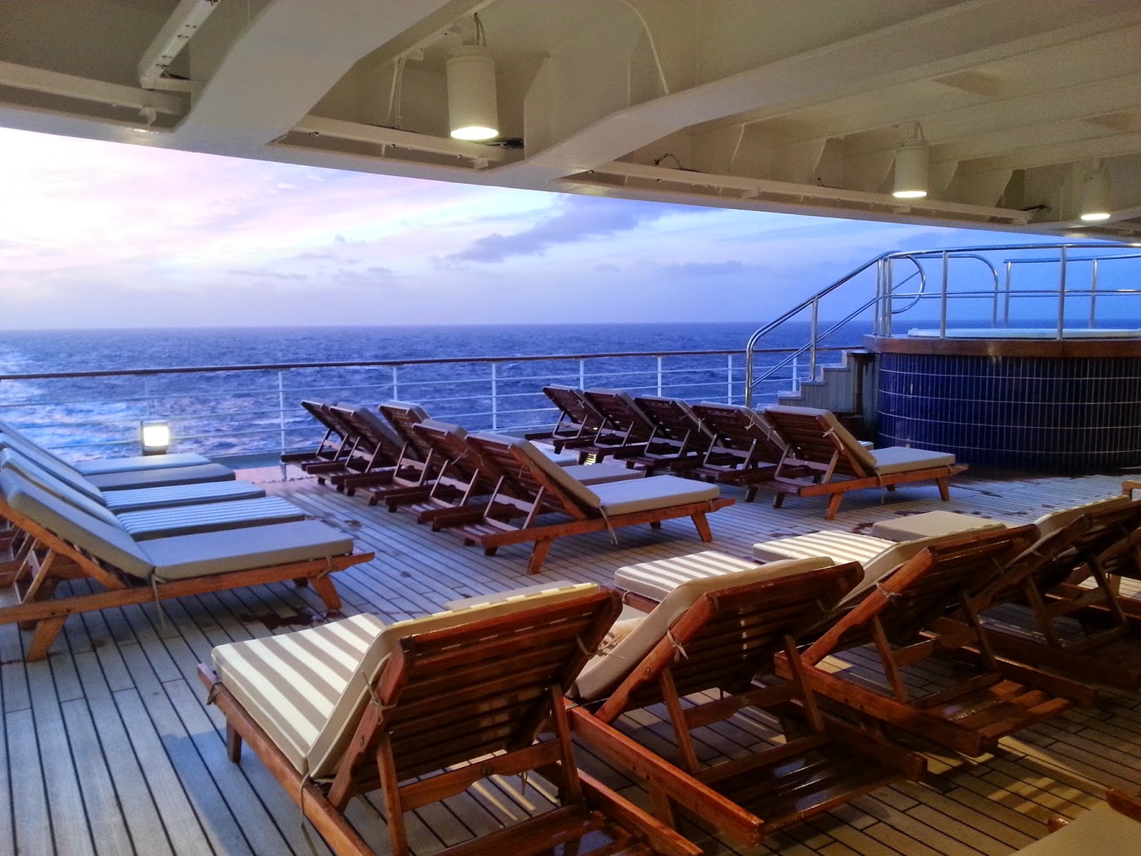 Queen Mary 2 - Photo Tour and Voyage Report (Part 3)