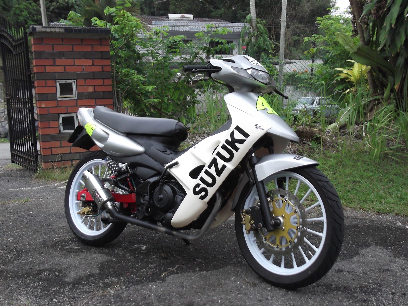 fleamart1online ....... !!!!!!!!!: Suzuki FX125 ..race makeover ...