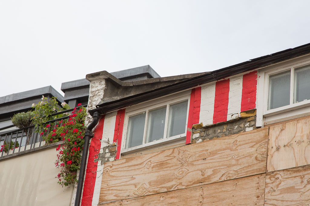 Shadows & Light: Stripey House