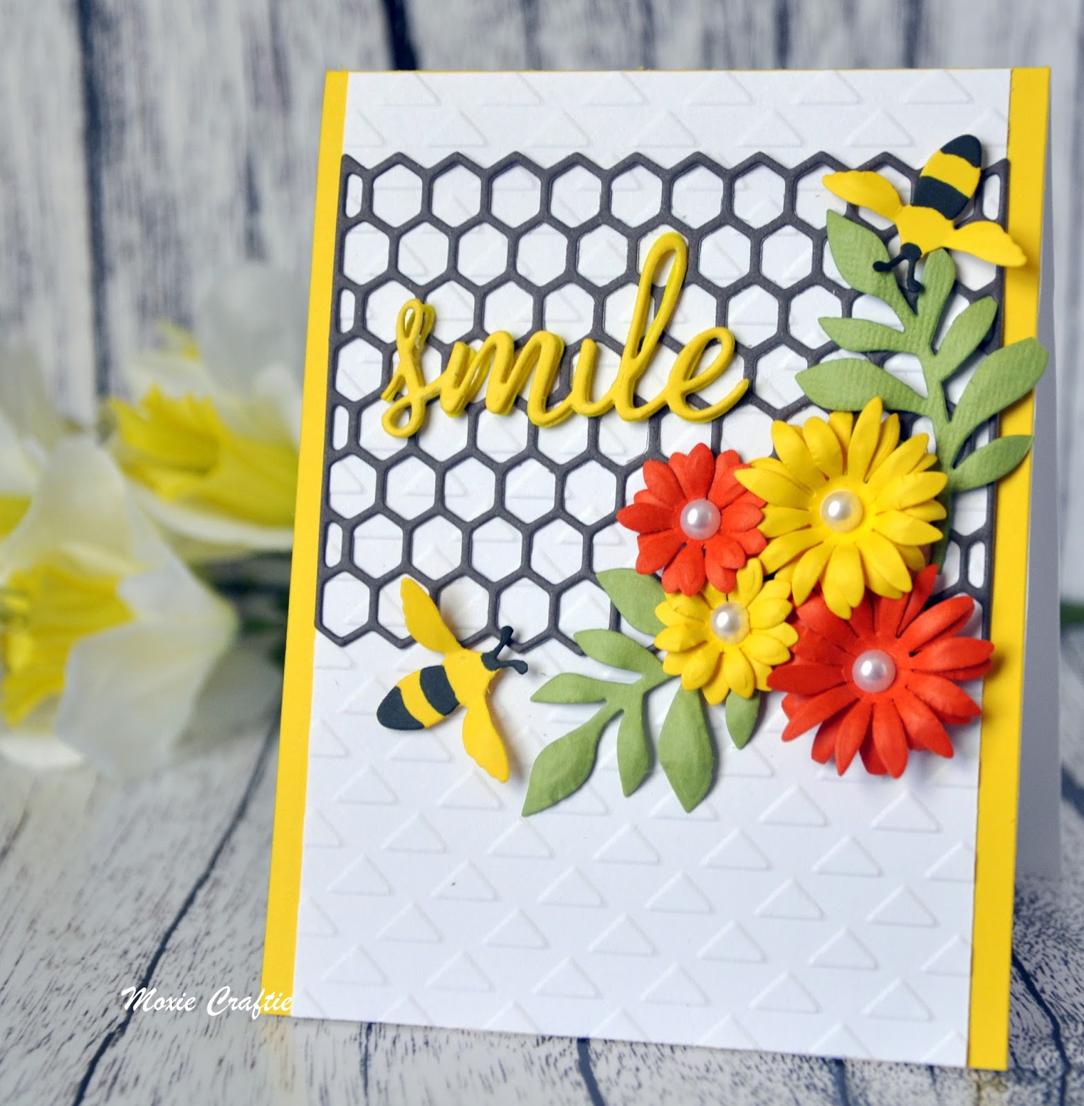 Moxie Craftie: Smile! It's Spring!!